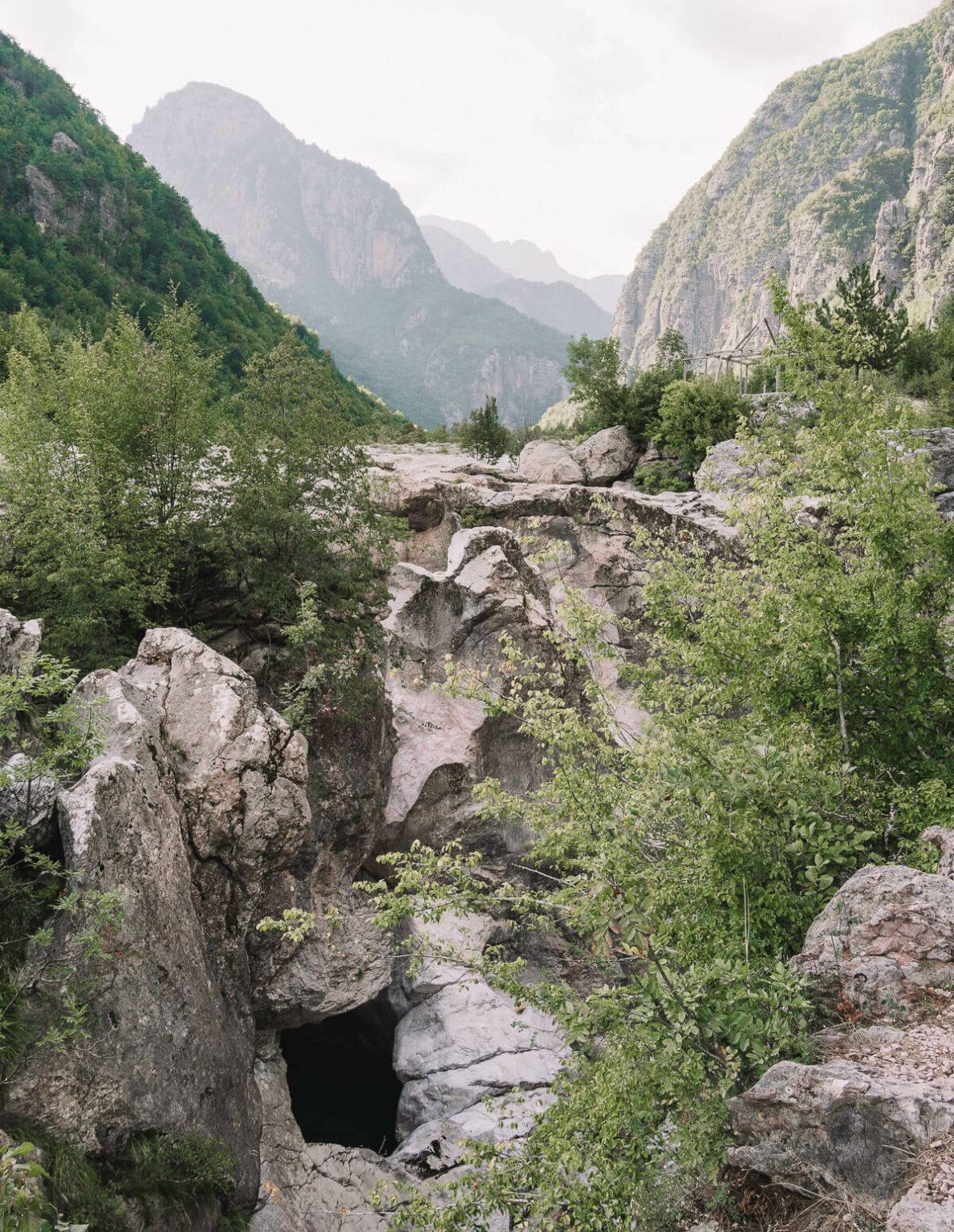 Theth - Reiseguide für das Bergdorf in den Albanischen Alpen